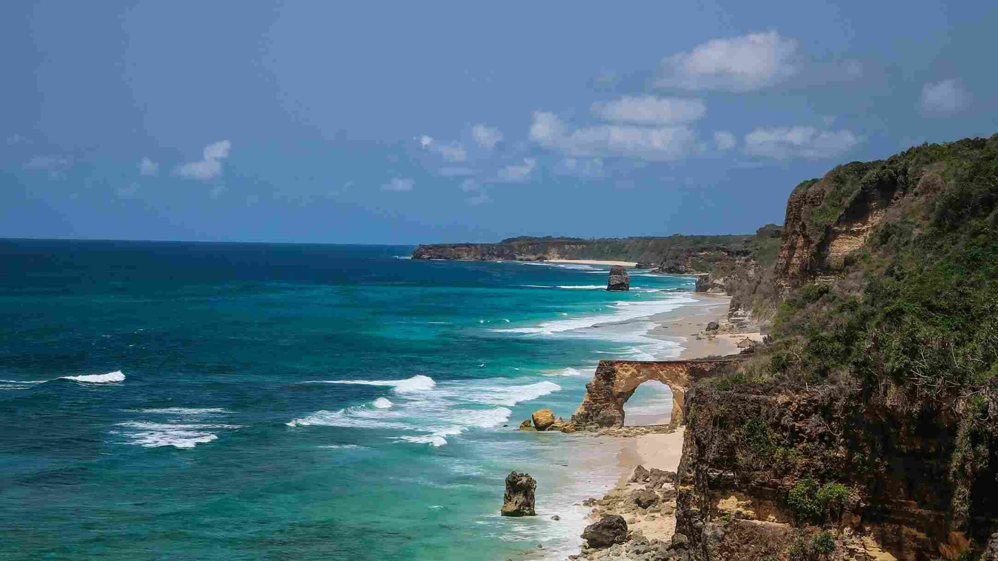 Explore Wisata Sumba Barat Daya: Dari Pantai Hingga Kampung Adat ...